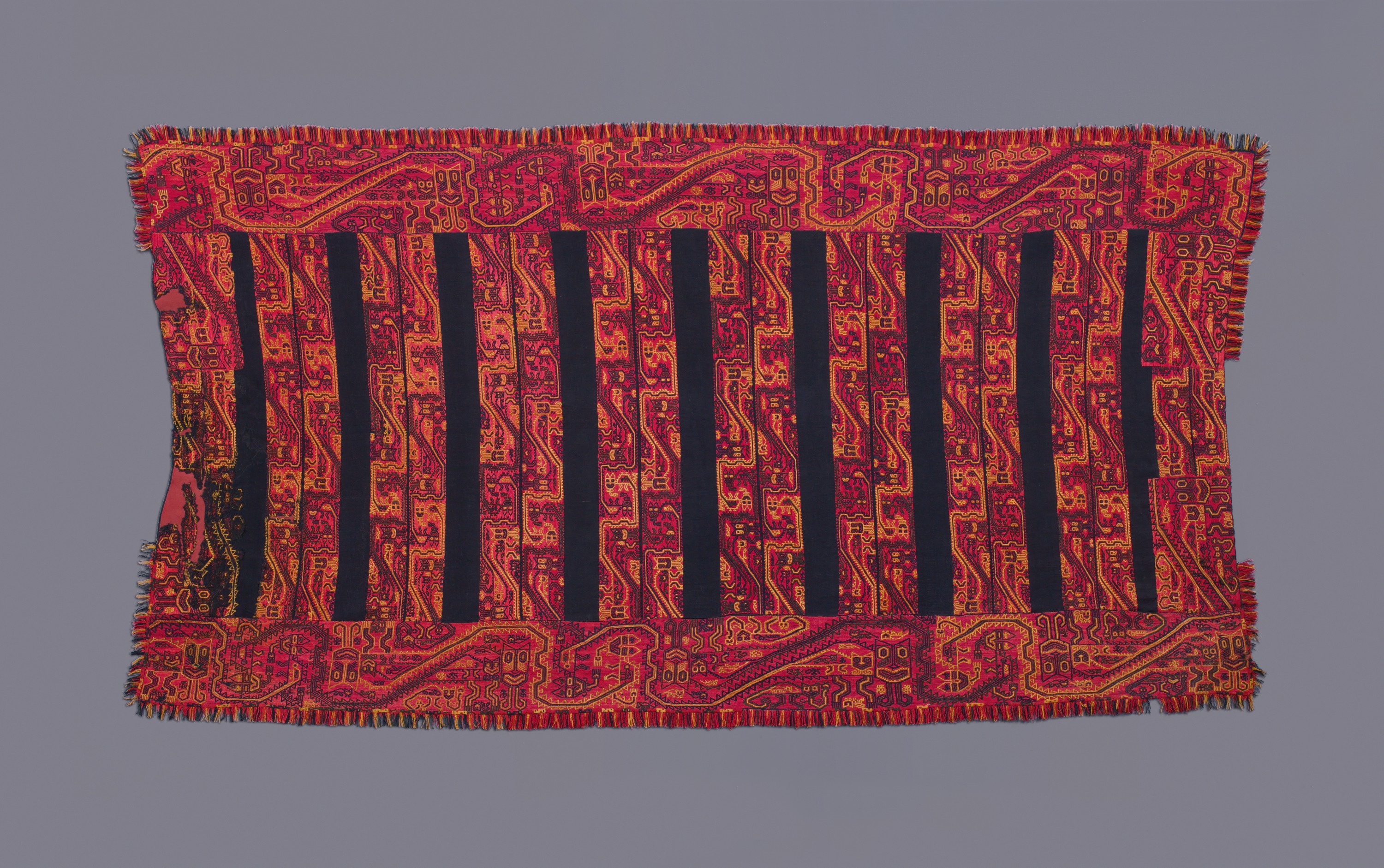 A Paracas textile tribute to cats, cloth, and death - Saint Louis Art ...