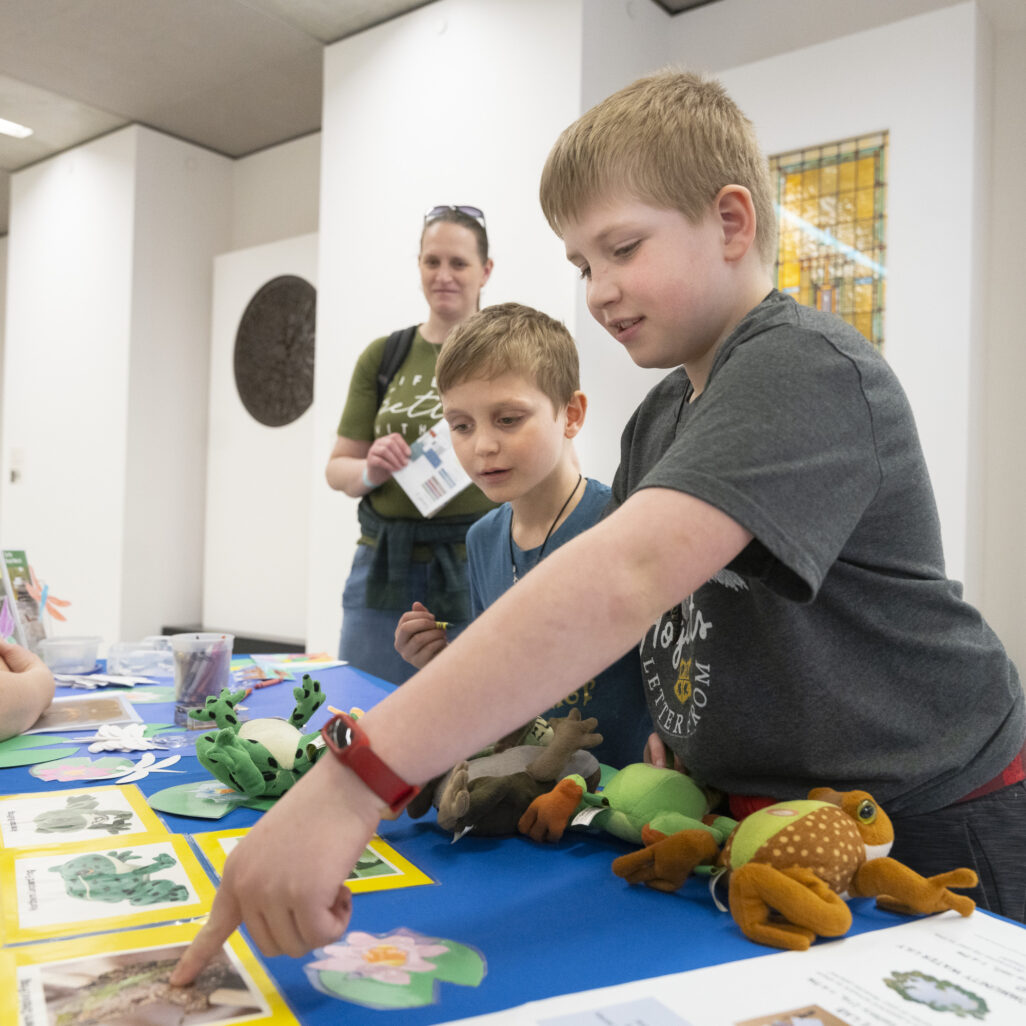 Art in Bloom Family Florals - Saint Louis Art Museum