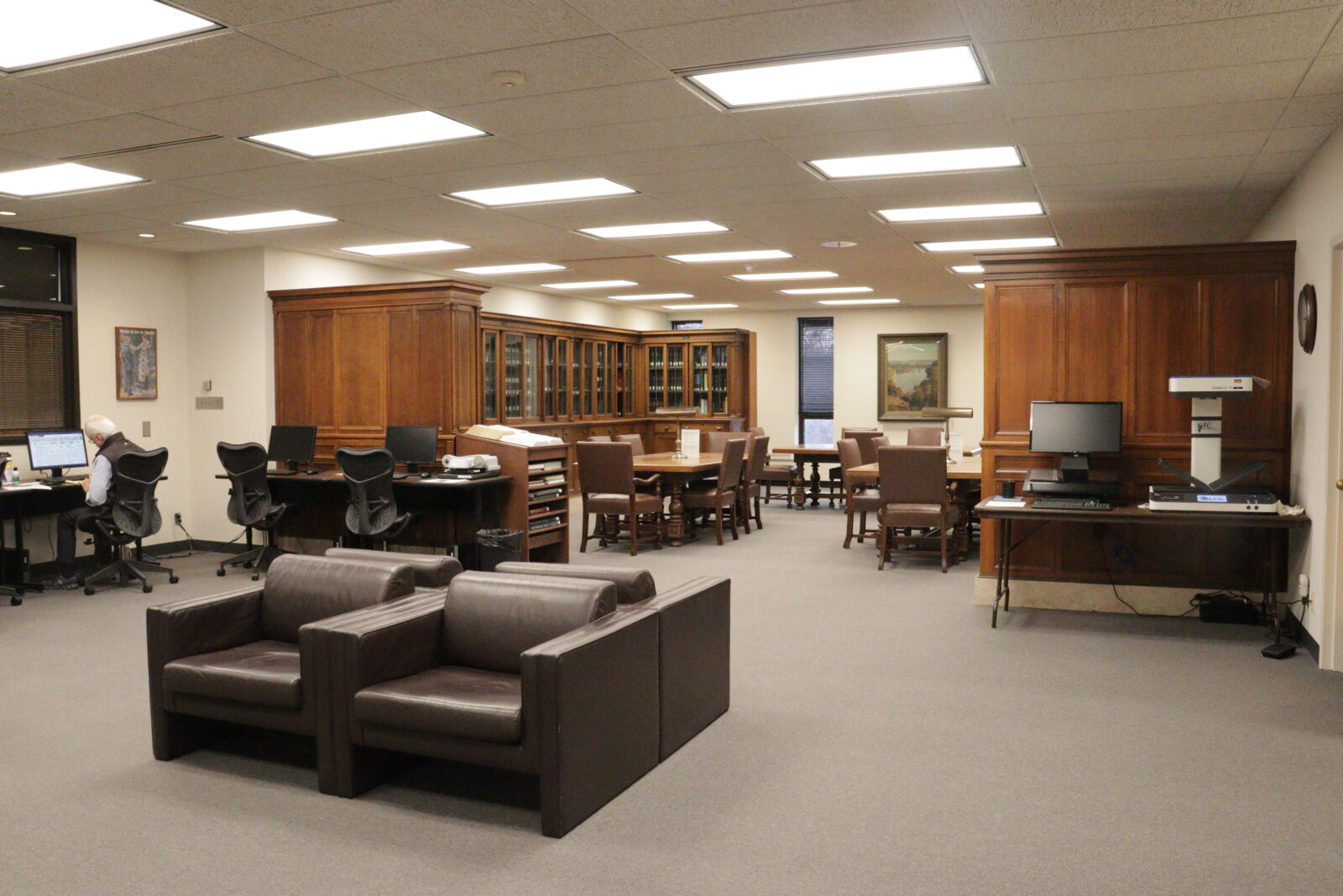 Ten ways students can (and should) use the Richardson Memorial Library ...