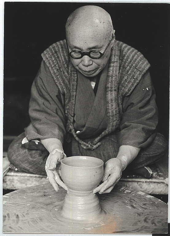 Ceramicist Hamada Shōji leaves immutable imprint on 20th century studio ...