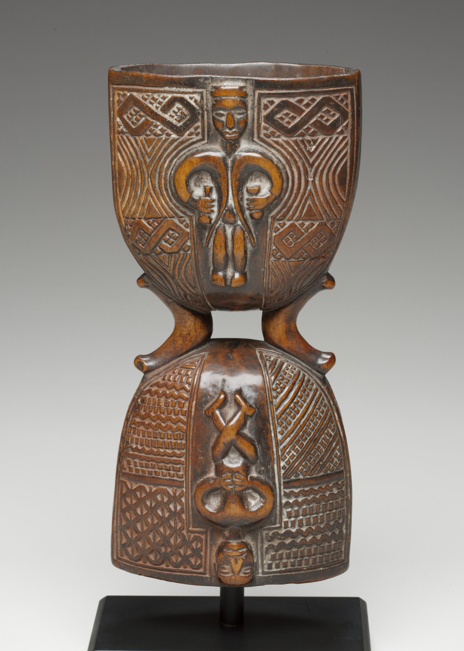 ‘Narrative Wisdom’ explores art from diverse African countries ...