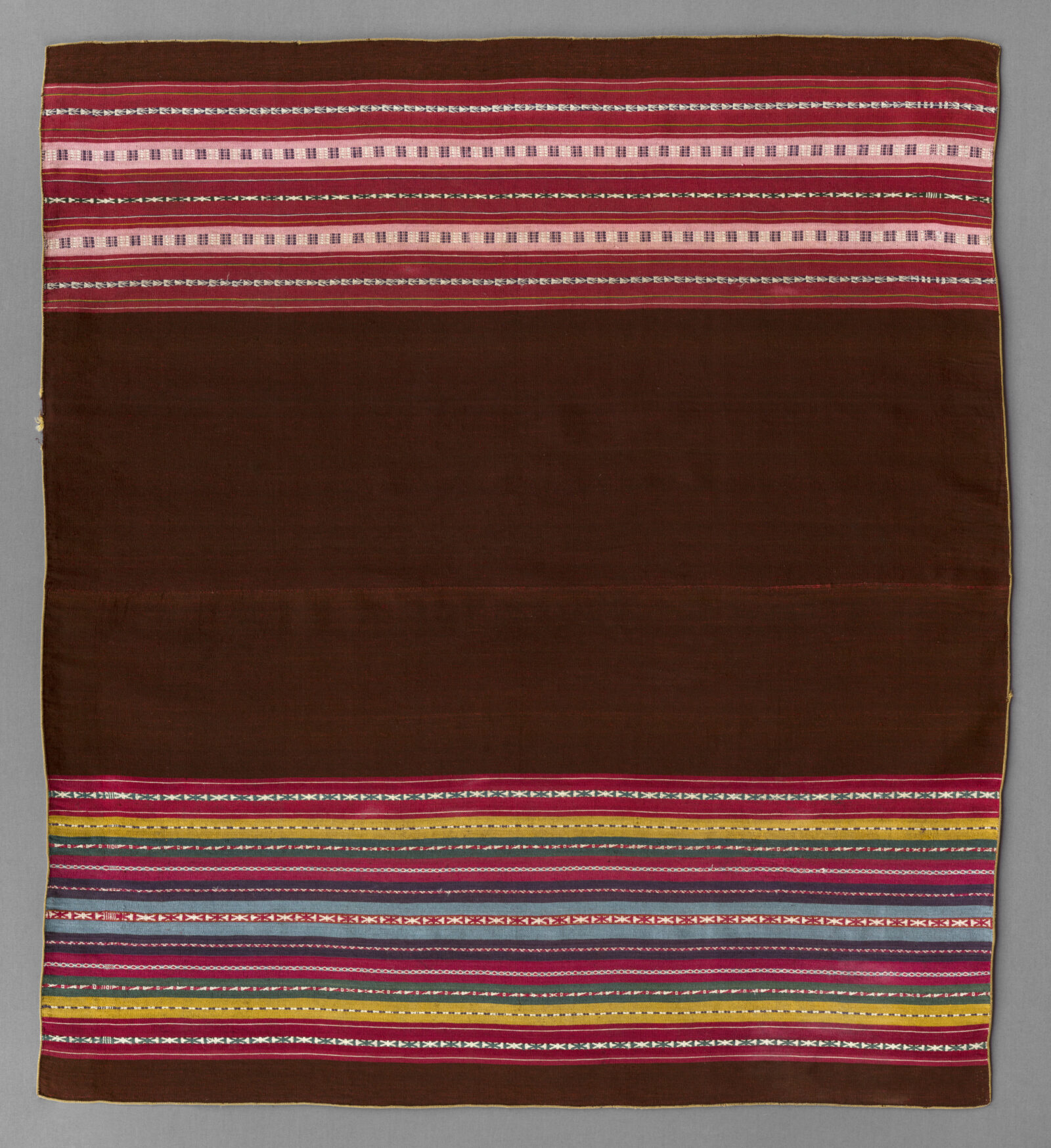 Three-dimensional textiles on display in Aymara Weavings: The ...