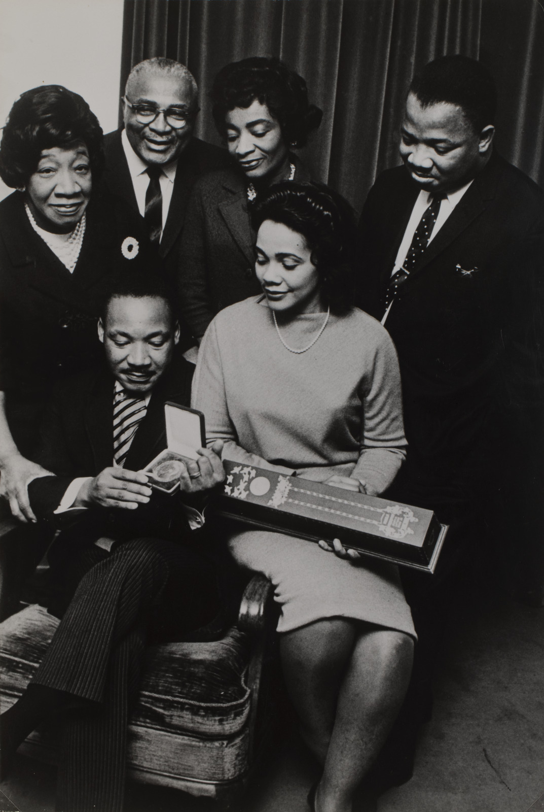 Dr. and Mrs. Martin Luther King, Jr. surrounded by his parents and ...