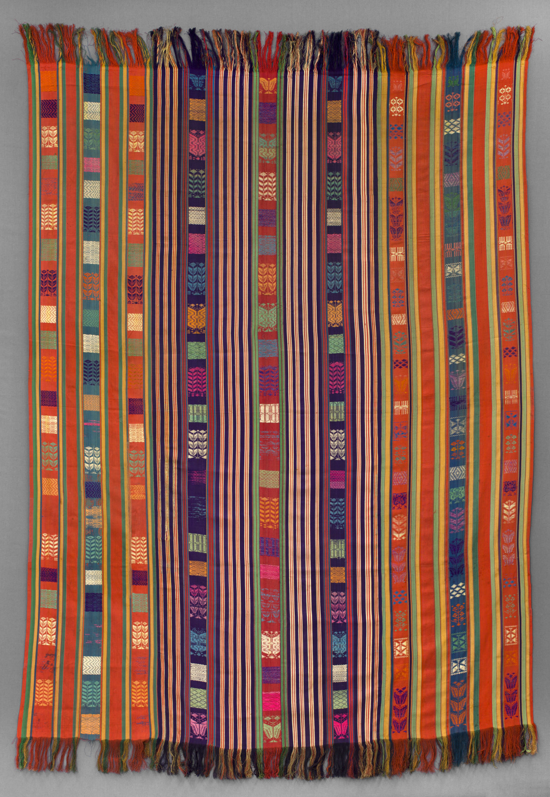 Cloth (lamba akotofahana) - Saint Louis Art Museum