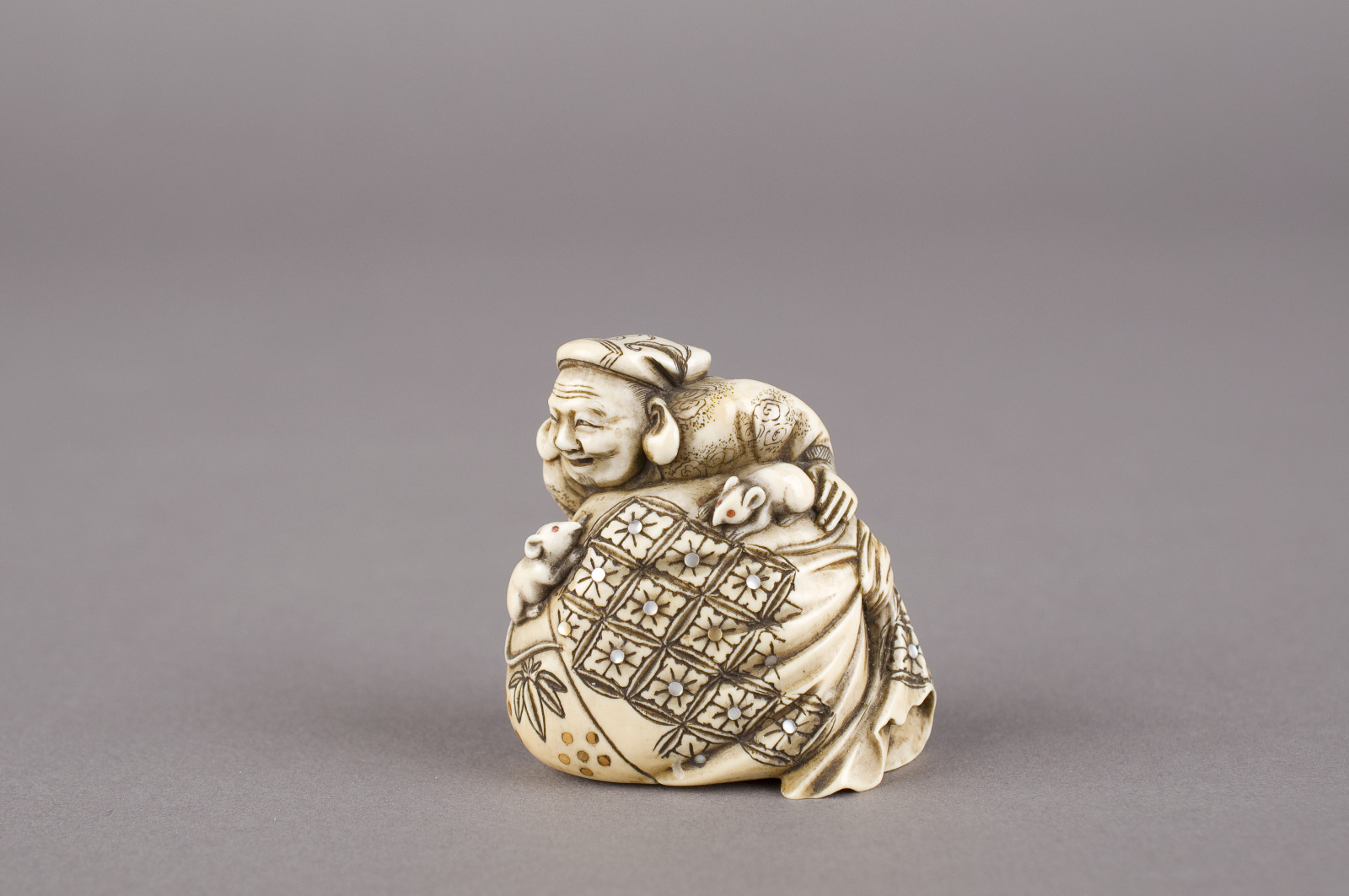 Netsuke (Daikoku) - Saint Louis Art Museum