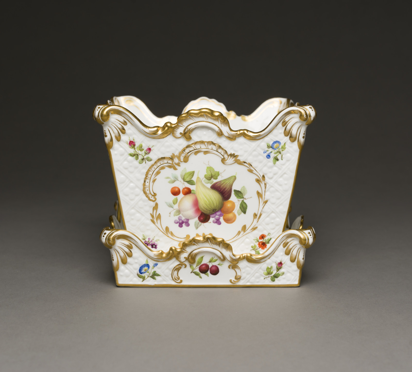 Cache Pot with Stand, One of a Pair - Saint Louis Art Museum
