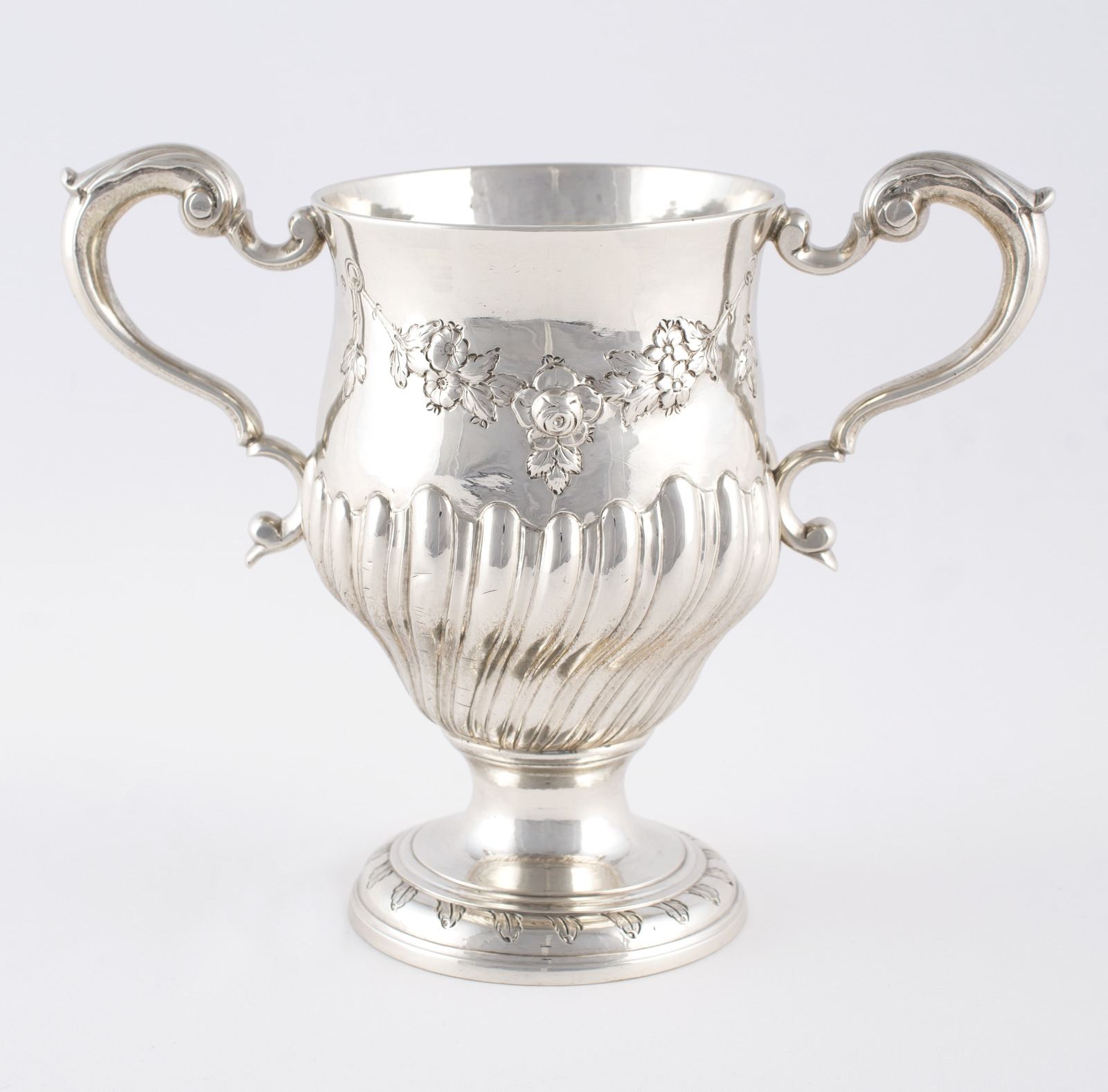 Two-Handled Cup, one of a pair - Saint Louis Art Museum