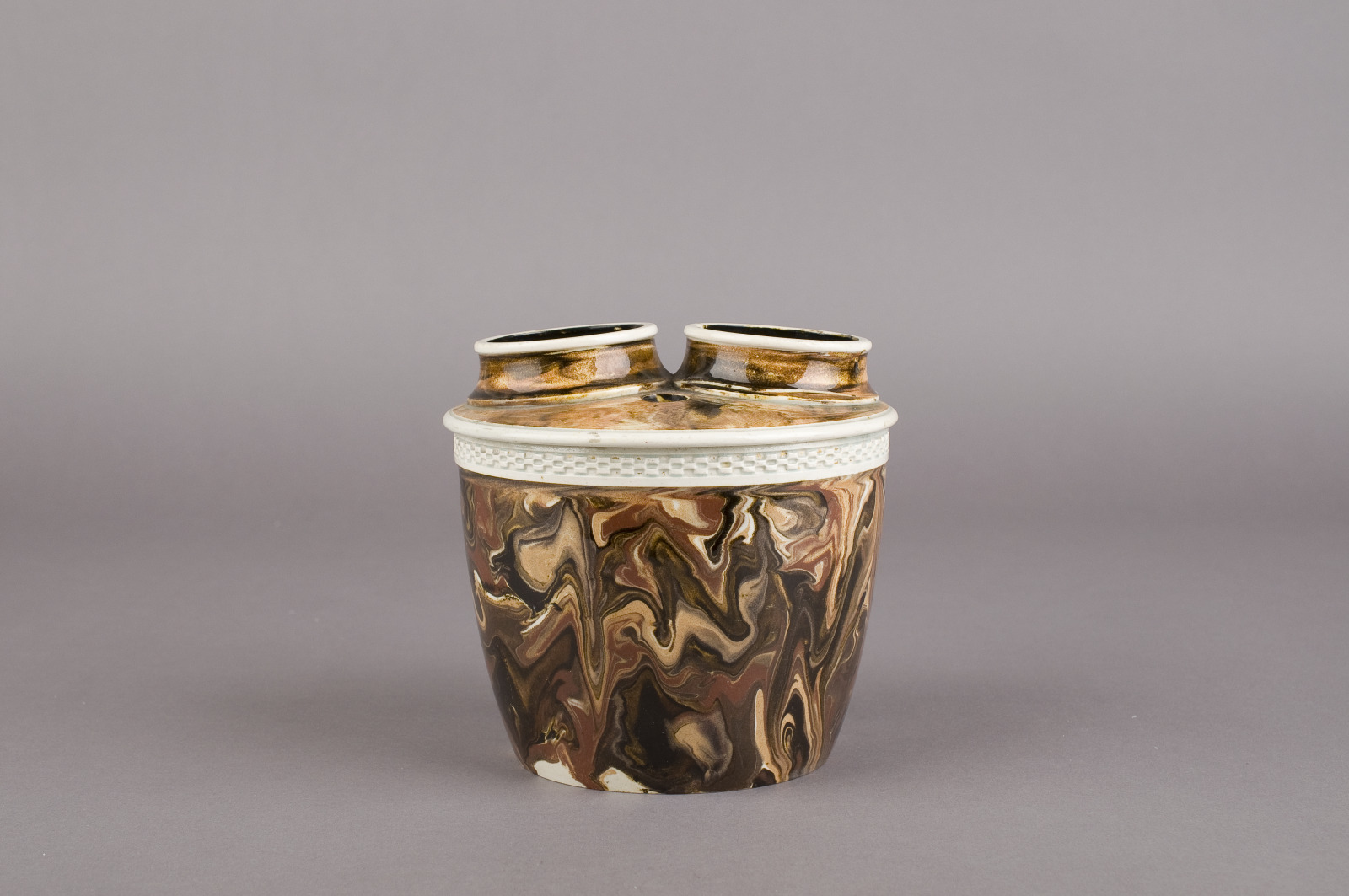 Bulb Pot with Cover - Saint Louis Art Museum