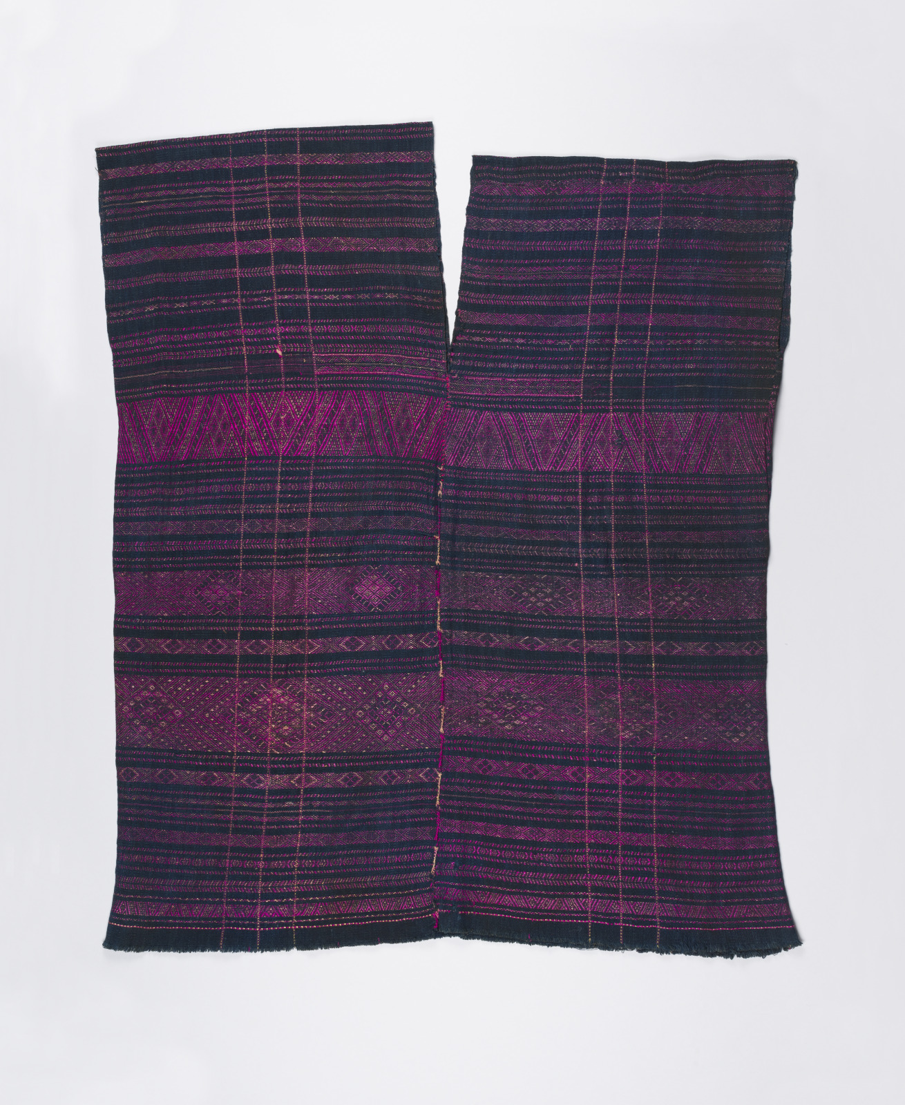 Man's Tunic - Saint Louis Art Museum