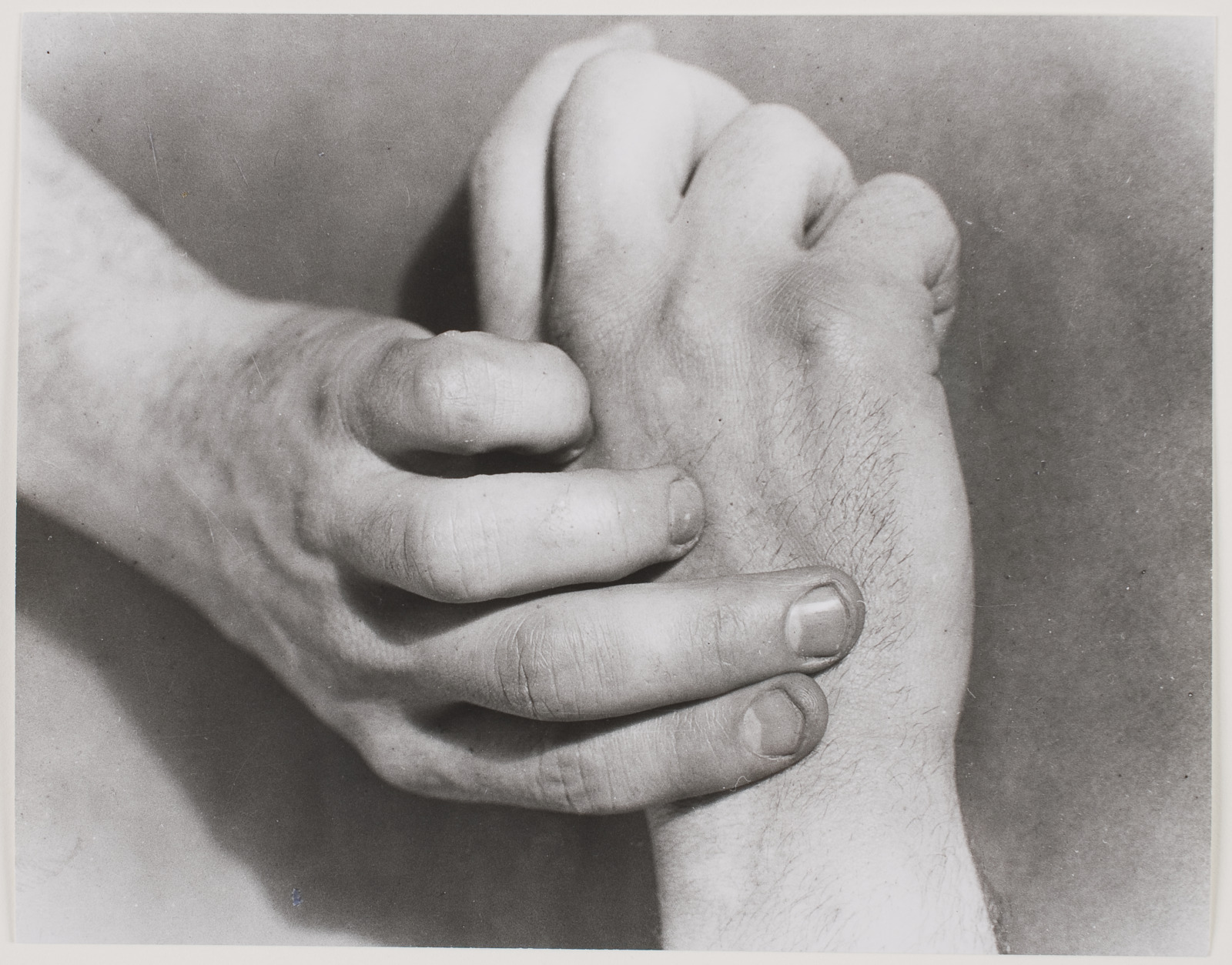 Two hands (one above other) - Saint Louis Art Museum