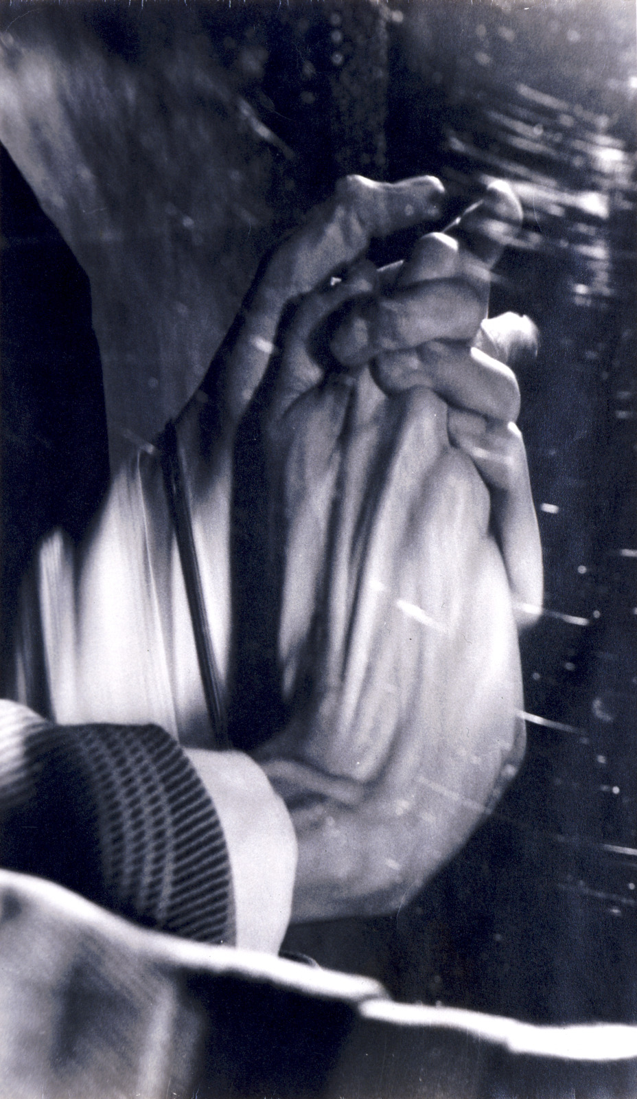 Untitled (Hands-Reflection) - Saint Louis Art Museum