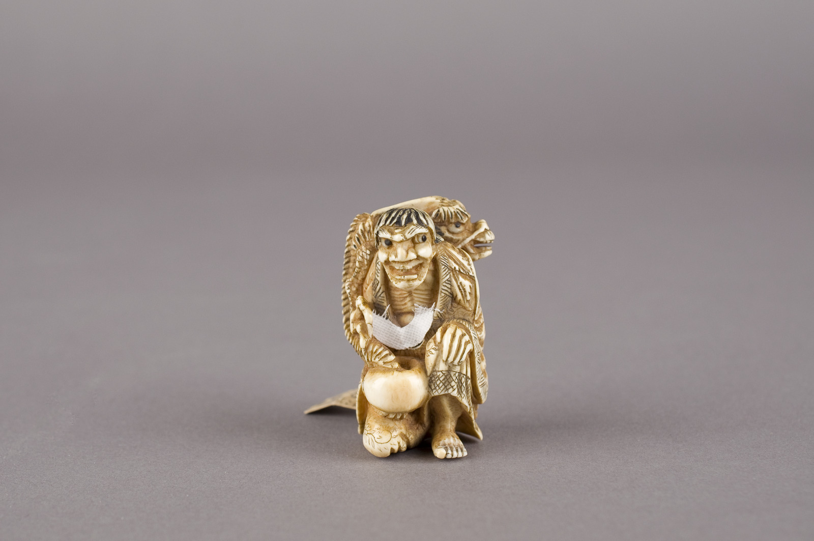 Netsuke - Saint Louis Art Museum