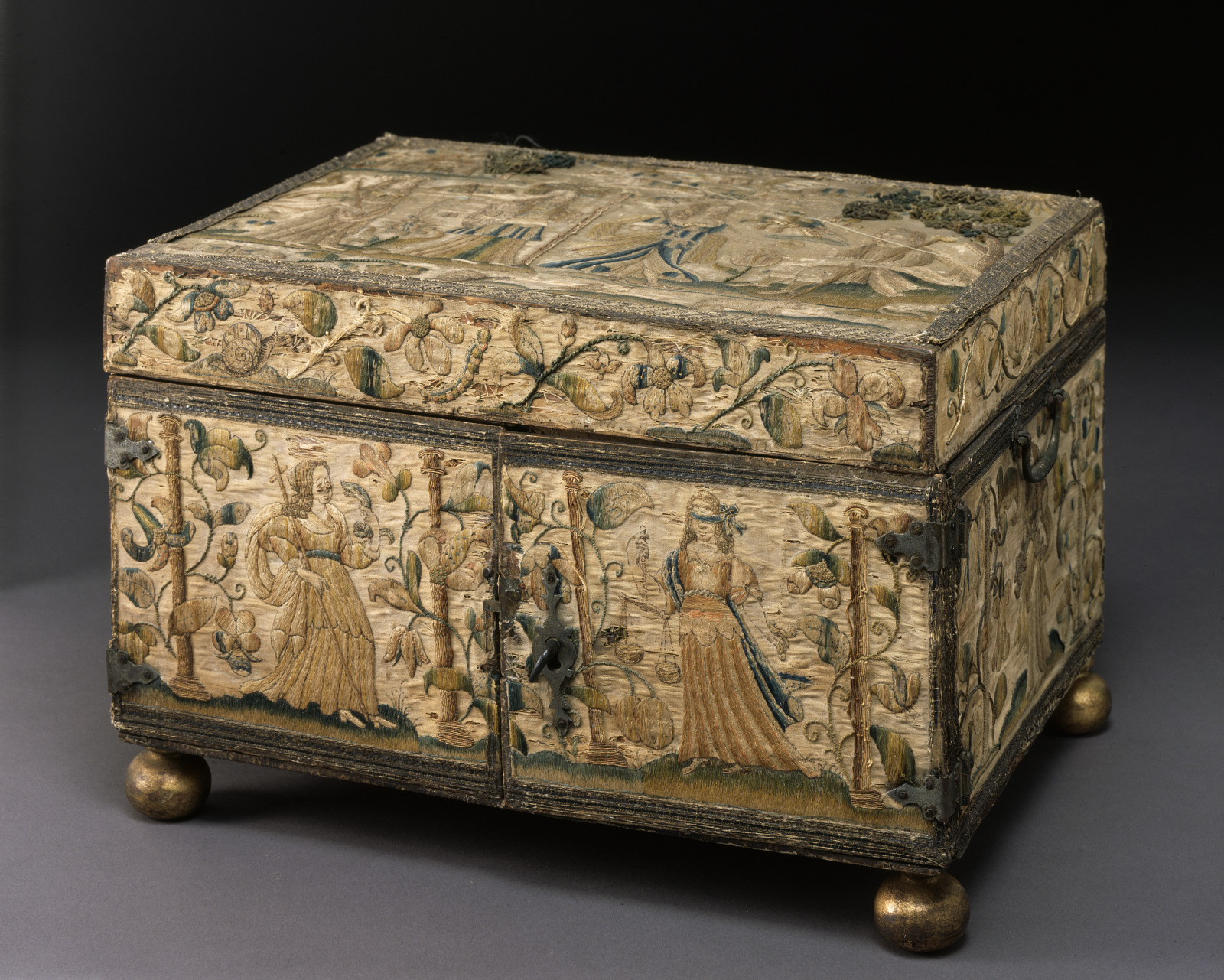 Work Box with Embroidered Decoration, Subjects of the Judgment of Paris ...