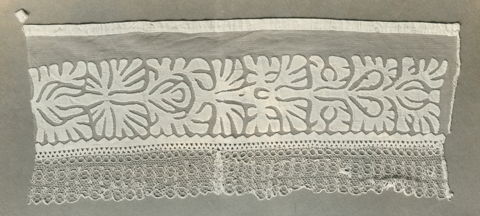 Appliqued Cutwork and Bobbinwork Border - Saint Louis Art Museum