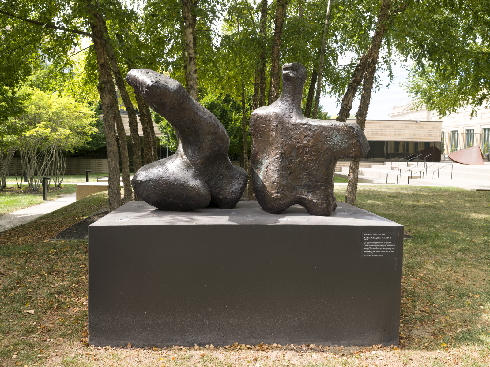 Two Piece Reclining Figure No. 1 - Saint Louis Art Museum