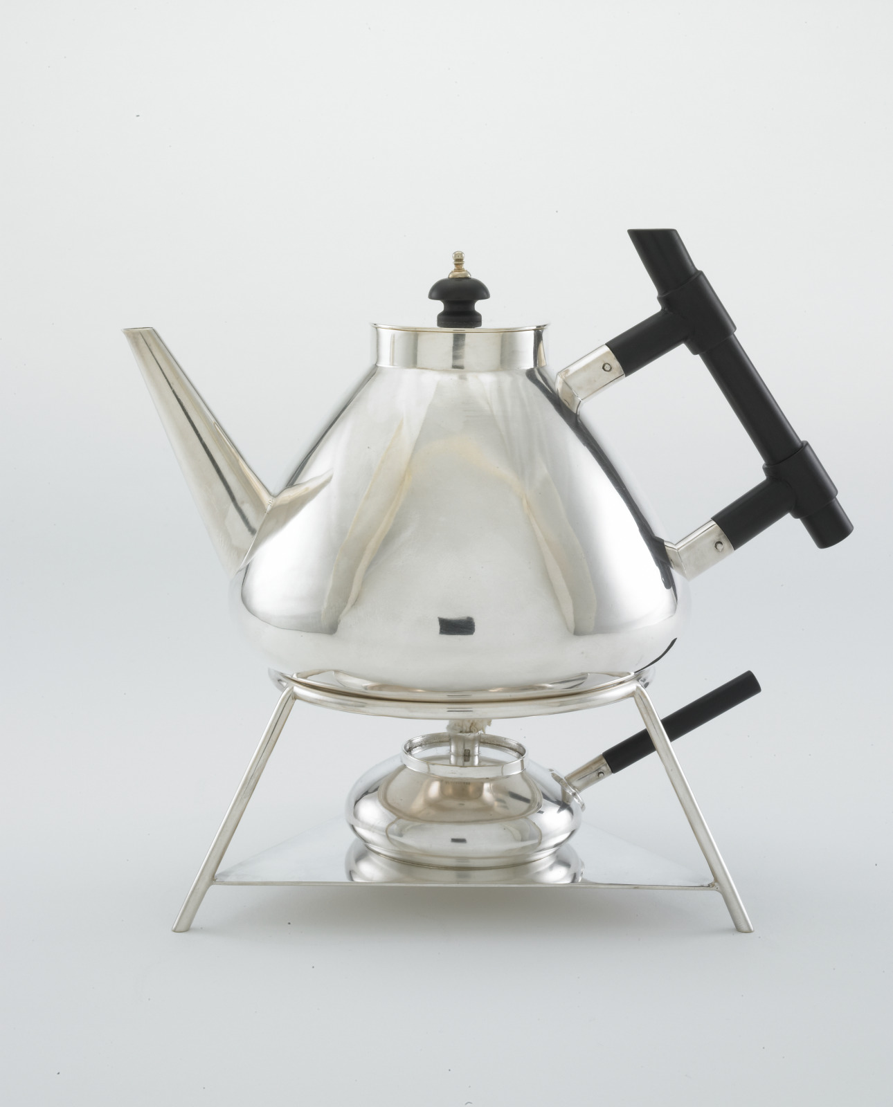 Kettle on Stand - Saint Louis Art Museum