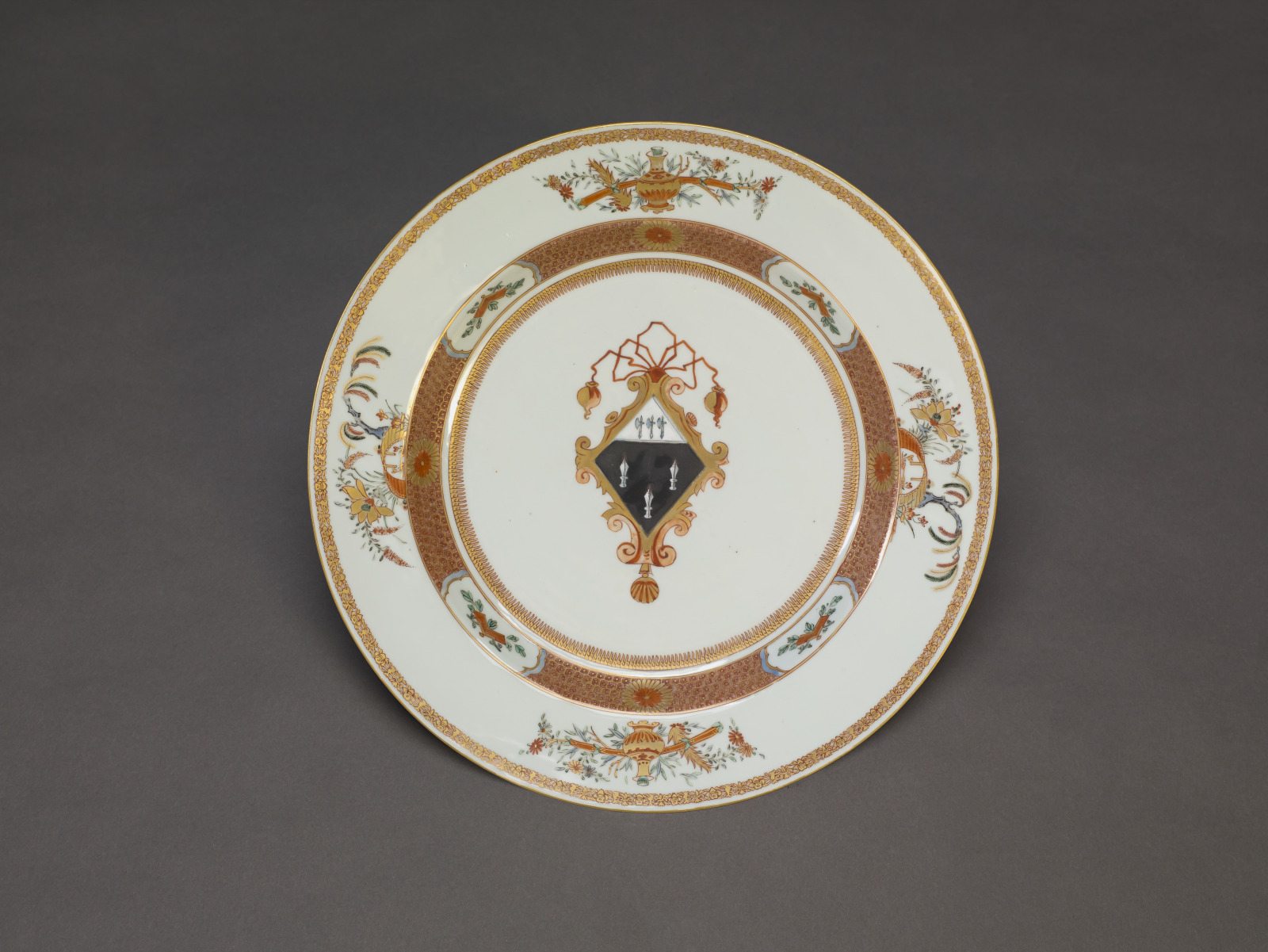 Plate with Arms of King - Saint Louis Art Museum