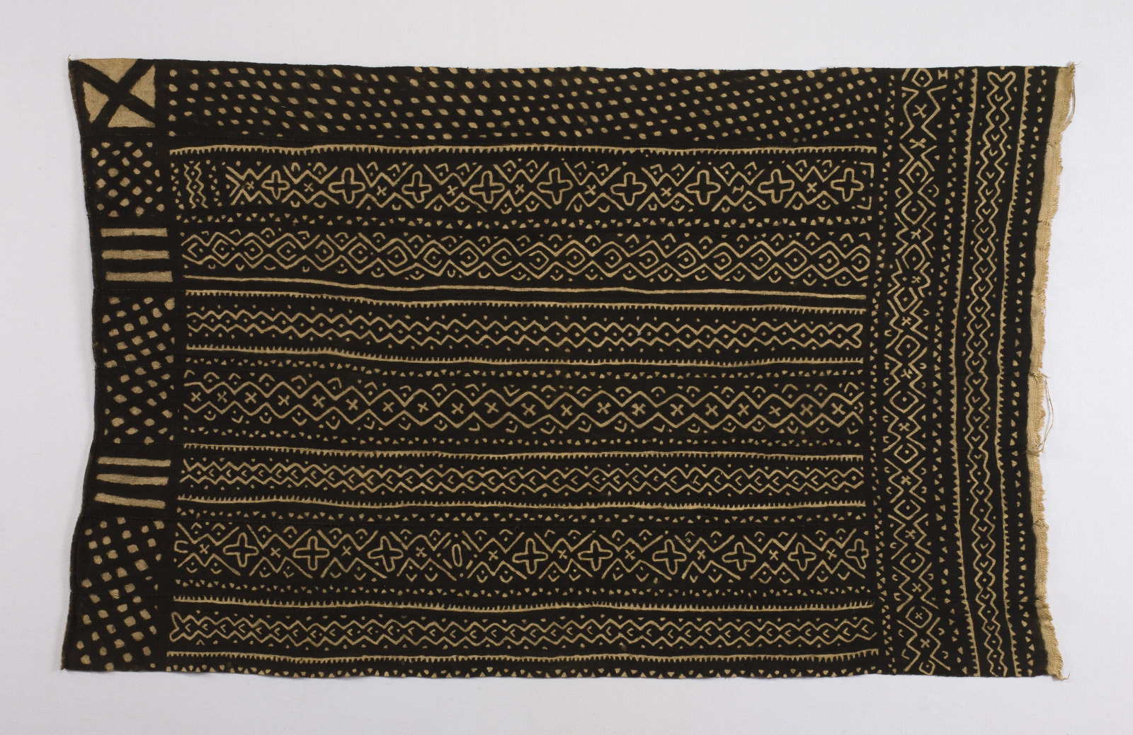 Cloth (bogolanfini) - Saint Louis Art Museum