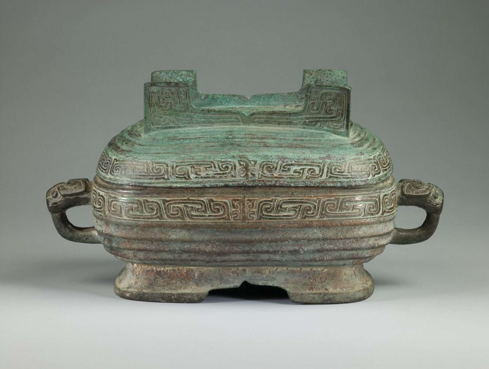Covered Food Vessel (xu) with Design of Kui-Dragons and Animal-Headed ...